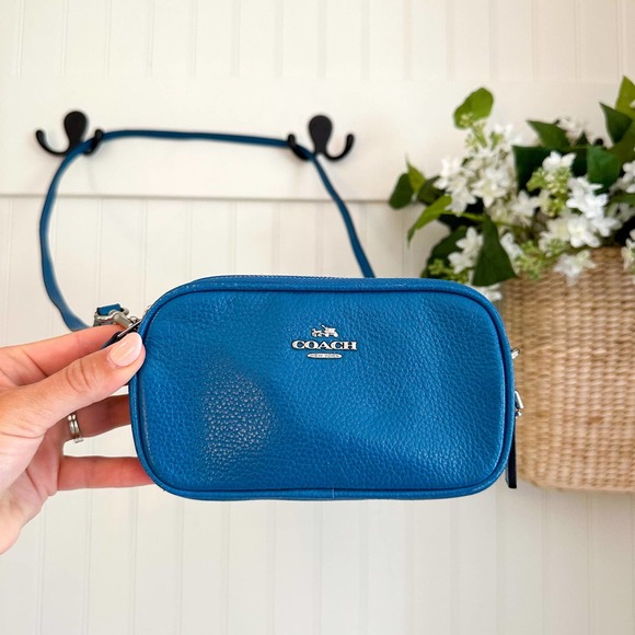 Coach | Bags | Coach Pebbled Leather Double Zip Crossbody Camera Bag ...